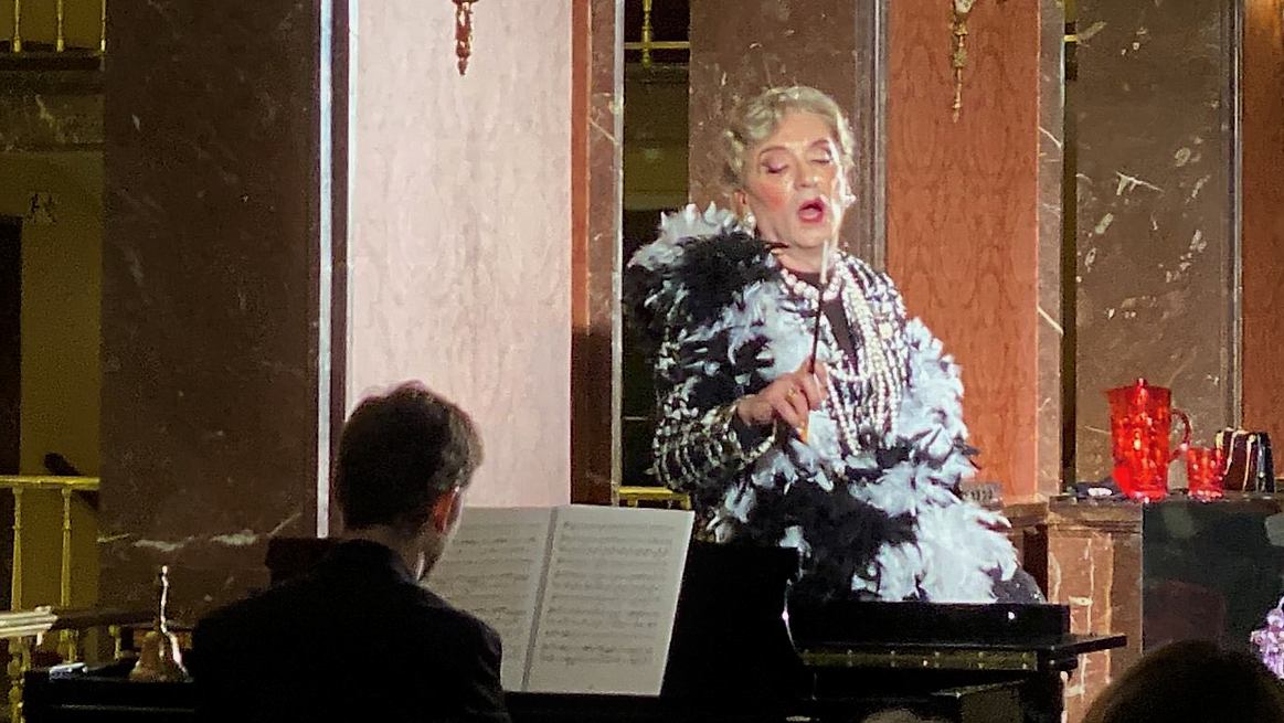 El tenor Enrique Viana y el guitarrista David Martínez actúan este fin ...