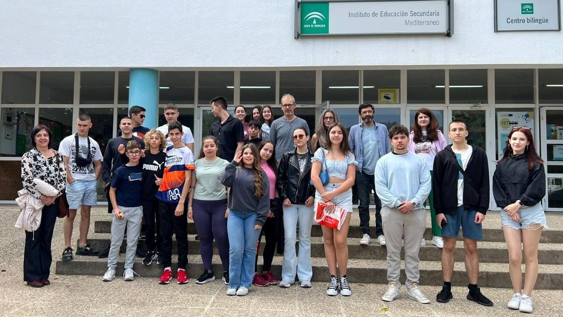 El centro FLHS Simeon Radev de Bulgaria visita el IES Mediterráneo de ...